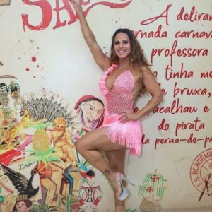 Viviane Araújo e musas do Salgueiro arrasam nos looks para ensaio de ...